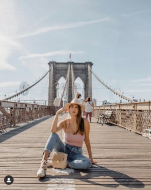 Sitting Poses for Photos: How to Pose Sitting Down - Dana Berez