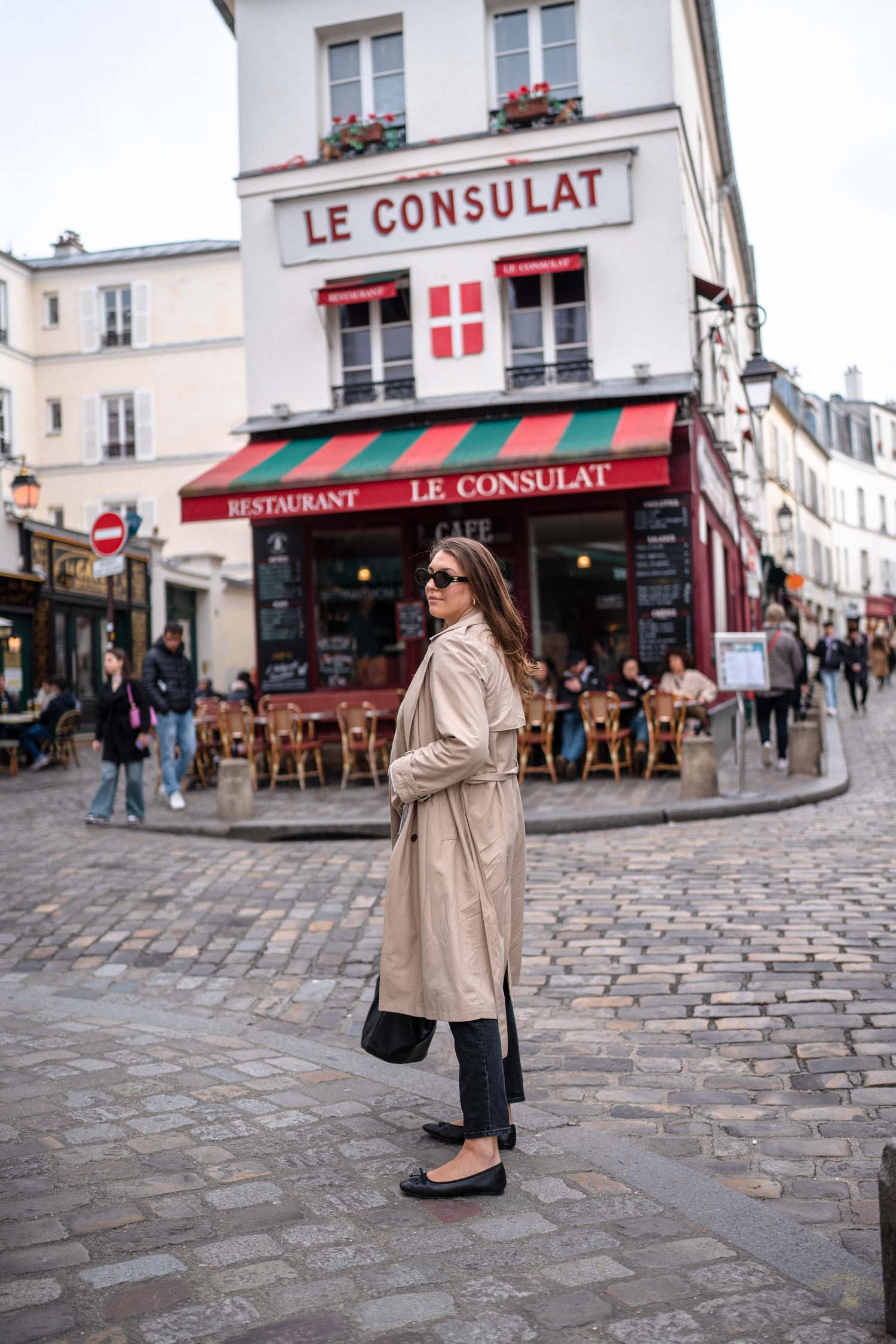 21 Chic Paris Outfits to wear By Season - Dana Berez